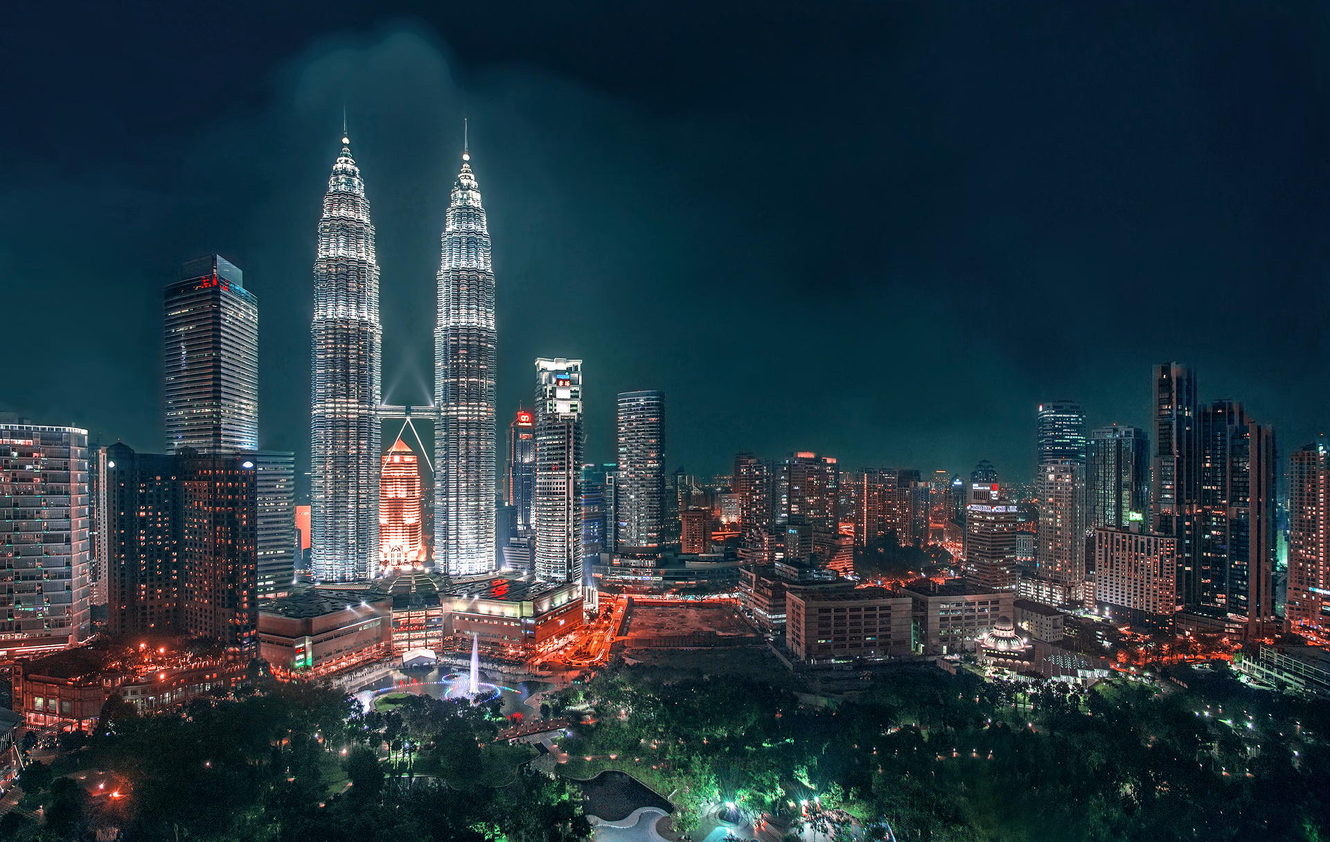 Cities/Architecture Wallpaper Set 29 – Awesome Wallpapers