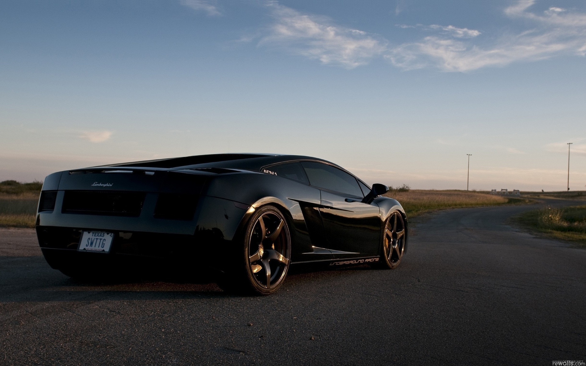 Cars Wallpaper Set 15 – Awesome Wallpapers